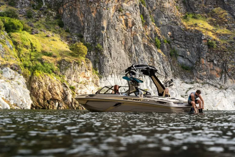 Centurion Boats - Wake & Water