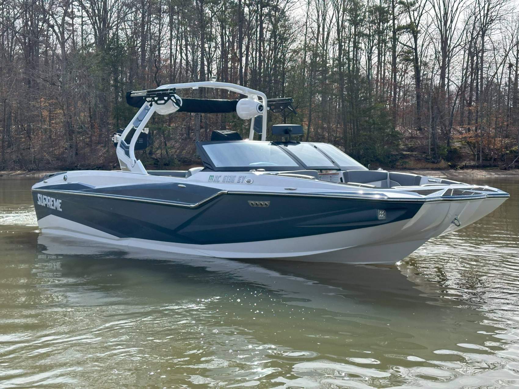 2022 Supreme Boats ZS252 - Wake & Water